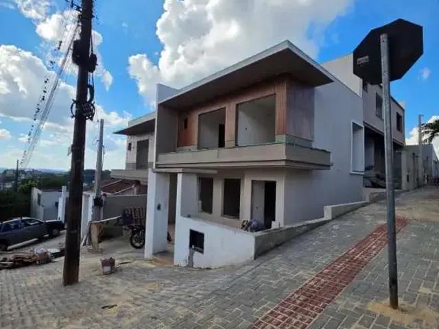 Casa / Sobrado para Venda em Chapecó/SC Esplanada 3 Quartos