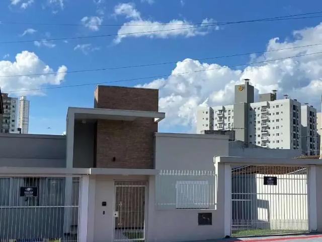 Casa / Sobrado para Venda em Chapecó/SC Jardim Itália 3 Quartos
