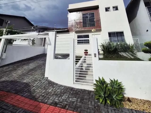 Casa / Sobrado para Venda em Chapecó/SC Passo dos Fortes 3 Quartos