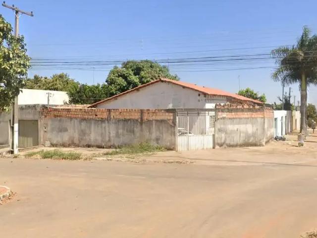 Casa / Sobrado para Venda em Cidade Ocidental/GO Colina Verde 2 Quartos