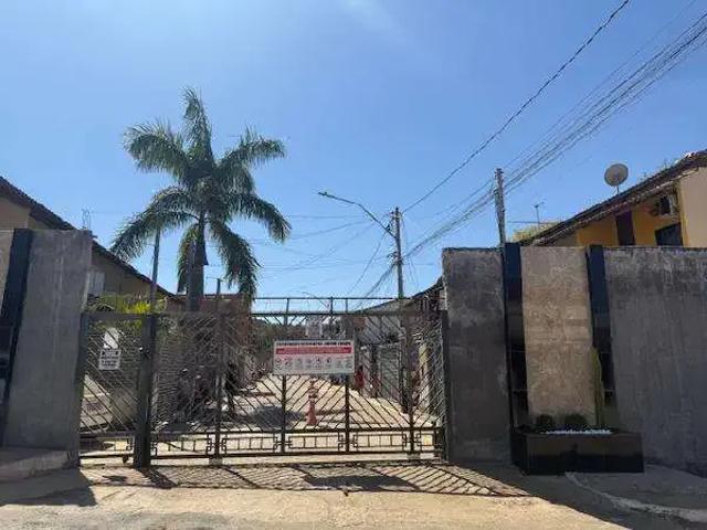 Casa / Sobrado para Venda em Cidade Ocidental/GO Centro Comercial Remanso 2 Quartos