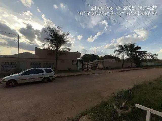 Casa / Sobrado para Venda em Cidade Ocidental/GO Mansões Recreio Mossoró 2 Quartos