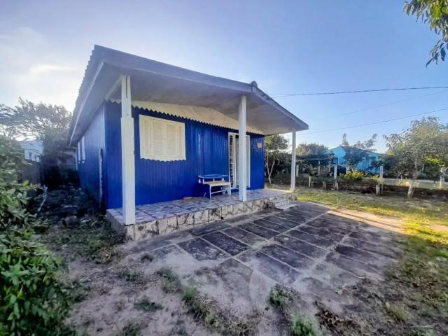 Casa / Sobrado para Venda em Cidreira/RS Nazaré 4 Quartos