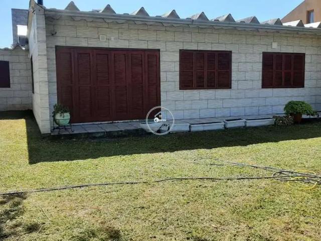 Casa / Sobrado para Venda em Cidreira/RS Nazaré 6 Quartos