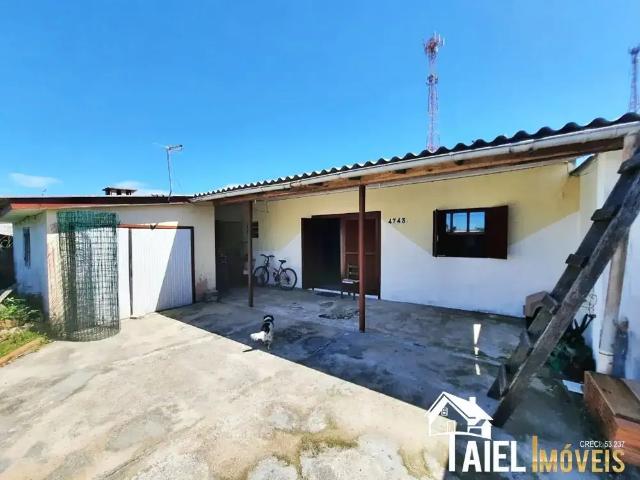 Casa / Sobrado para Venda em Cidreira/RS Nazaré 2 Quartos