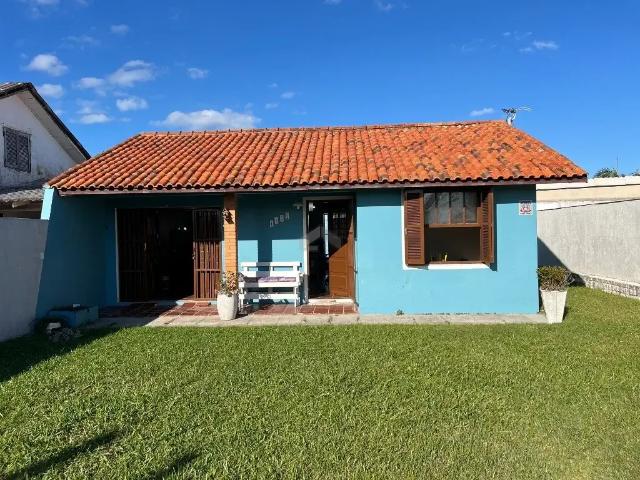 Casa / Sobrado para Venda em Cidreira/RS Nazaré 2 Quartos