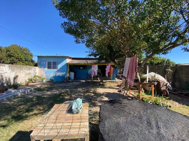 Casa / Sobrado para Venda em Cidreira/RS Nazaré 3 Quartos
