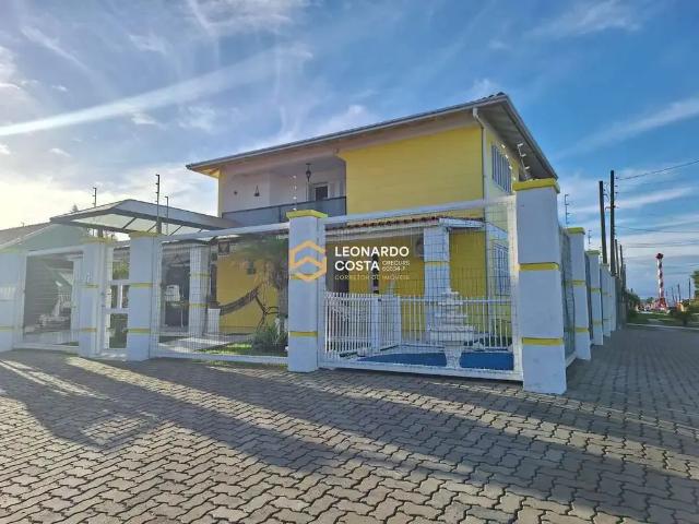 Casa / Sobrado para Venda em Cidreira/RS Nazaré 3 Quartos