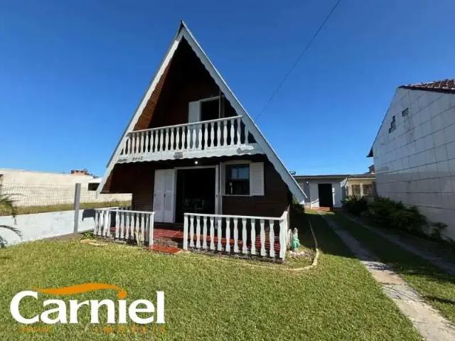 Casa / Sobrado para Venda em Cidreira/RS Centro 4 Quartos