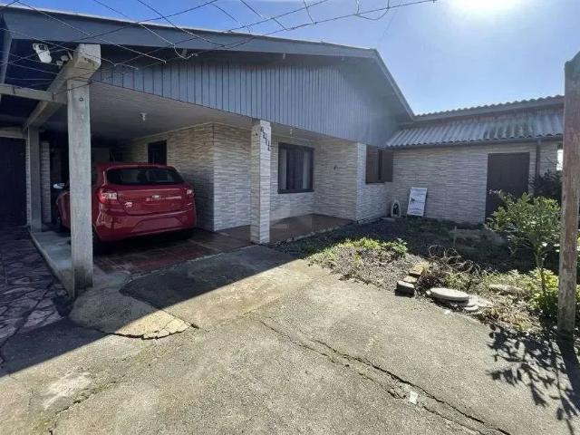 Casa / Sobrado para Venda em Cidreira/RS Centro 4 Quartos