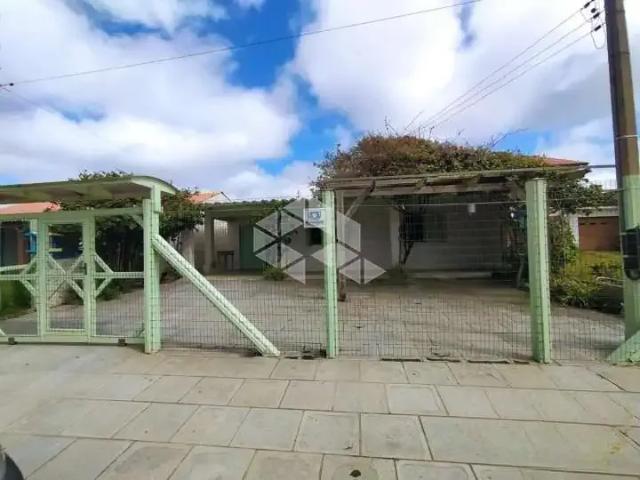 Casa / Sobrado para Venda em Cidreira/RS Centro 4 Quartos