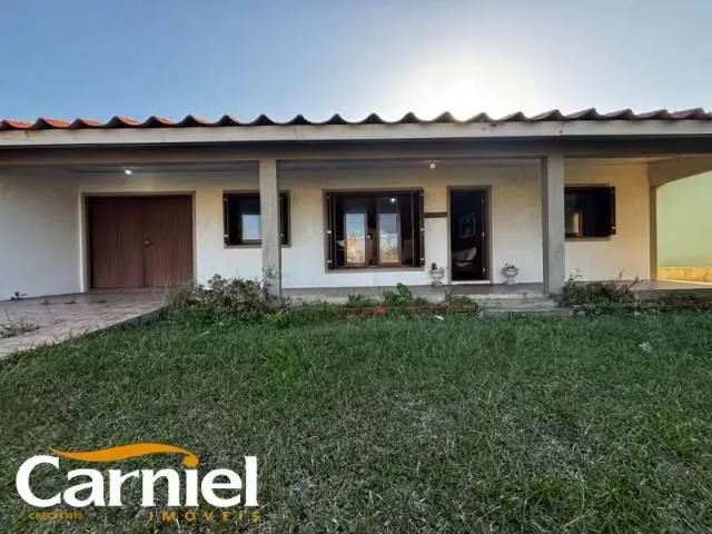 Casa / Sobrado para Venda em Cidreira/RS Centro 5 Quartos