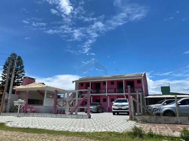 Casa / Sobrado para Venda em Cidreira/RS Centro 8 Quartos