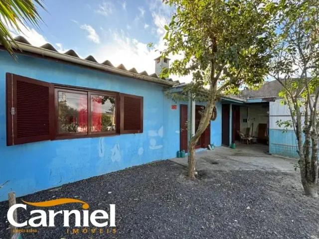 Casa / Sobrado para Venda em Cidreira/RS Centro 2 Quartos