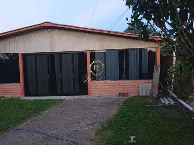 Casa / Sobrado para Venda em Cidreira/RS Centro 2 Quartos