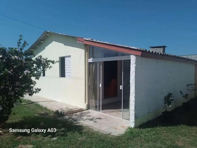 Casa / Sobrado para Venda em Cidreira/RS Centro 2 Quartos