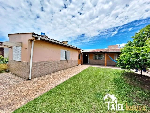 Casa / Sobrado para Venda em Cidreira/RS Centro 2 Quartos