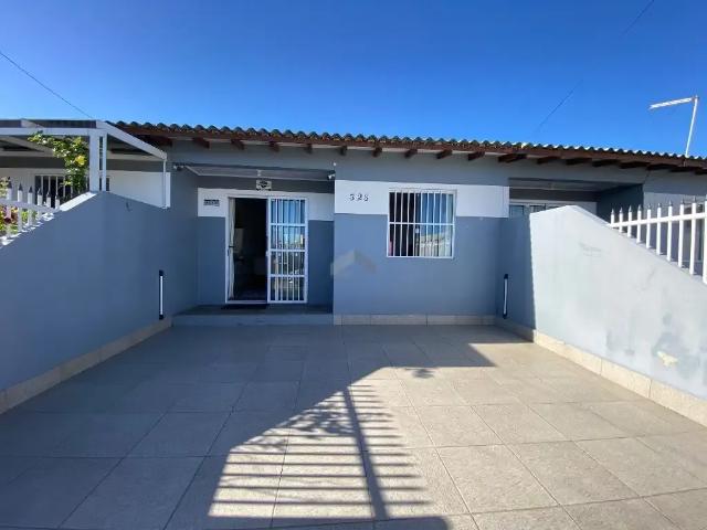 Casa / Sobrado para Venda em Cidreira/RS Centro 2 Quartos