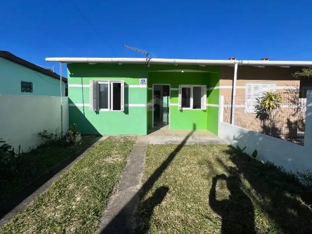 Casa / Sobrado para Venda em Cidreira/RS Centro 2 Quartos