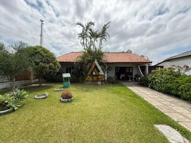 Casa / Sobrado para Venda em Cidreira/RS Centro 2 Quartos