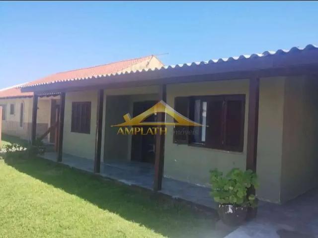 Casa / Sobrado para Venda em Cidreira/RS Centro 2 Quartos