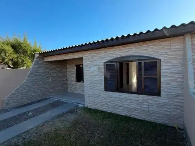 Casa / Sobrado para Venda em Cidreira/RS Centro 2 Quartos