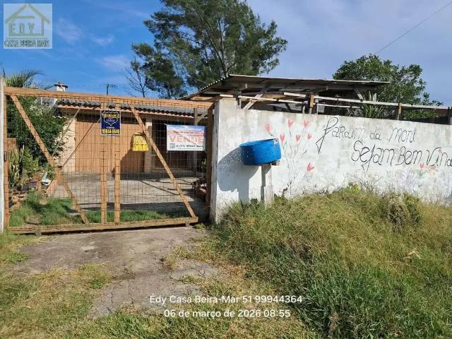 Casa / Sobrado para Venda em Cidreira/RS Centro 2 Quartos