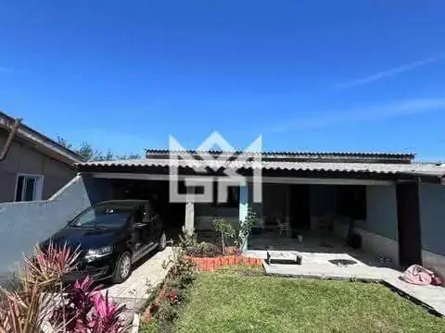 Casa / Sobrado para Venda em Cidreira/RS Centro 3 Quartos
