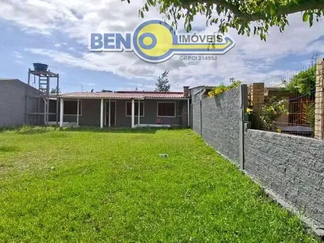 Casa / Sobrado para Venda em Cidreira/RS Centro 3 Quartos