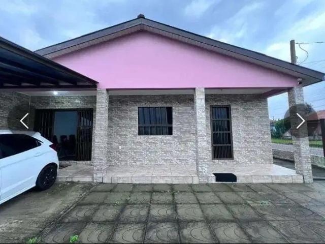 Casa / Sobrado para Venda em Cidreira/RS Centro 3 Quartos