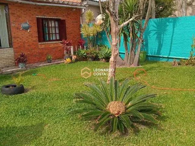 Casa / Sobrado para Venda em Cidreira/RS Centro 3 Quartos