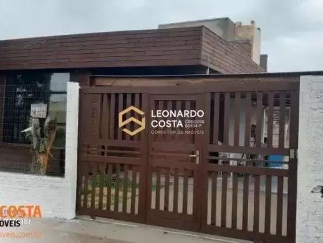 Casa / Sobrado para Venda em Cidreira/RS Centro 3 Quartos