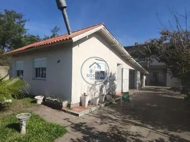 Casa / Sobrado para Venda em Cidreira/RS Centro 3 Quartos