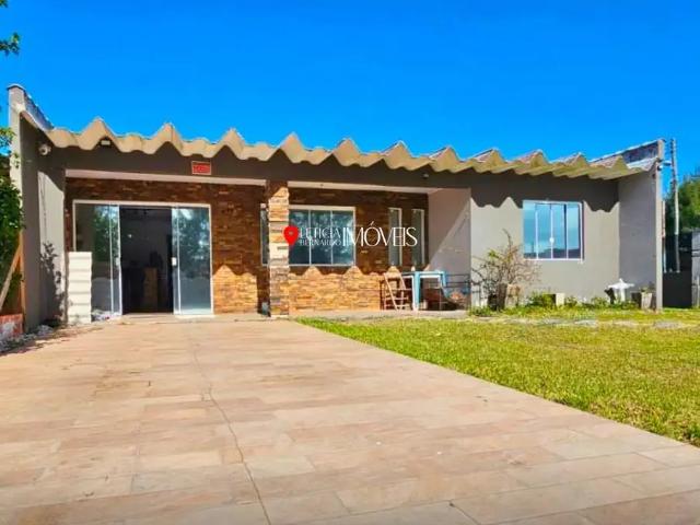 Casa / Sobrado para Venda em Cidreira/RS Salinas 3 Quartos