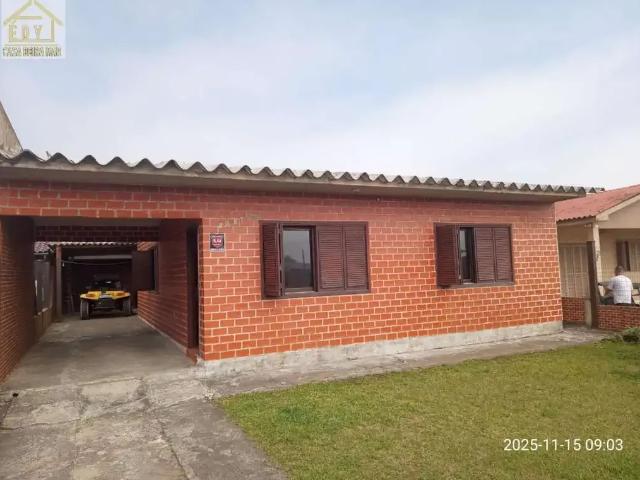 Casa / Sobrado para Venda em Cidreira/RS Centro 3 Quartos