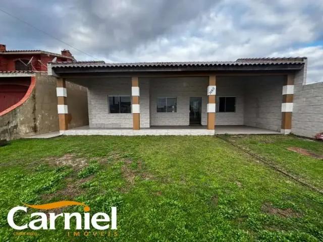 Casa / Sobrado para Venda em Cidreira/RS Centro 3 Quartos