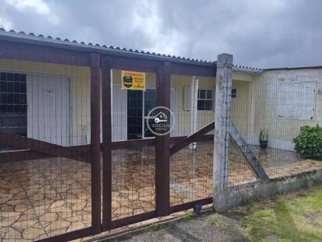 Casa / Sobrado para Venda em Cidreira/RS Centro 3 Quartos