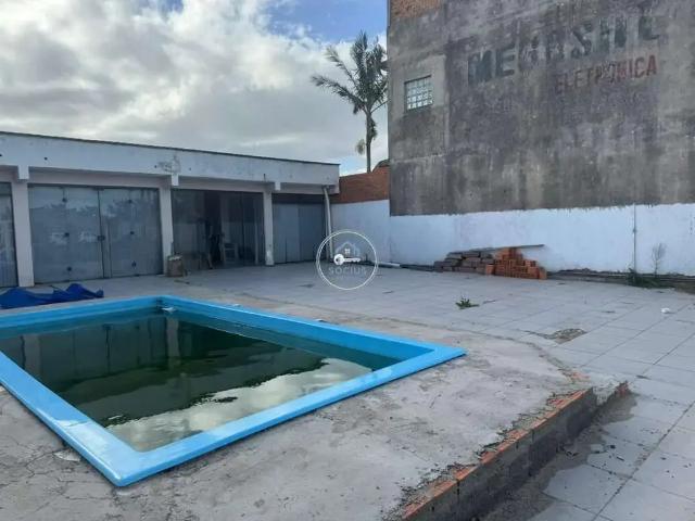 Casa / Sobrado para Venda em Cidreira/RS Centro 3 Quartos