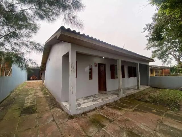 Casa / Sobrado para Venda em Cidreira/RS Chico Mendes 4 Quartos