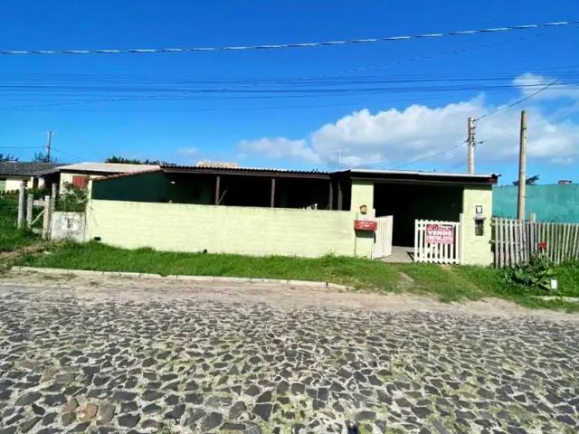 Casa / Sobrado para Venda em Cidreira/RS Costa do Sol 4 Quartos