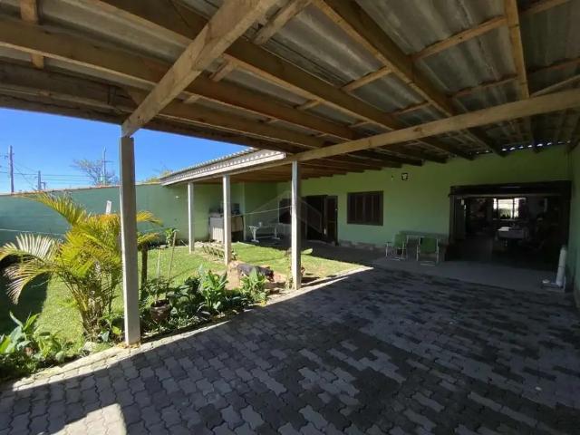Casa / Sobrado para Venda em Cidreira/RS Costa do Sol 4 Quartos