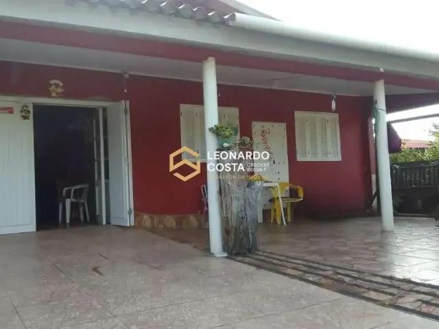 Casa / Sobrado para Venda em Cidreira/RS Costa do Sol 5 Quartos