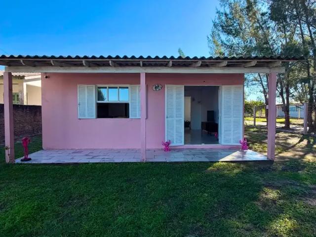 Casa / Sobrado para Venda em Cidreira/RS Costa do Sol 2 Quartos