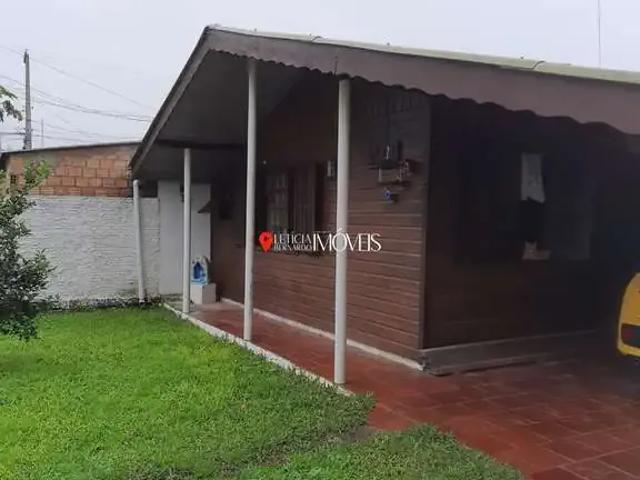 Casa / Sobrado para Venda em Cidreira/RS Costa do Sol 2 Quartos