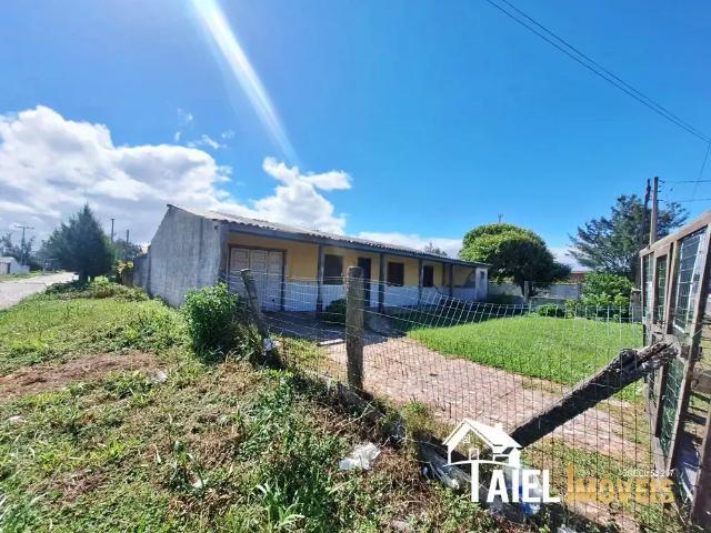 Casa / Sobrado para Venda em Cidreira/RS Costa do Sol 3 Quartos