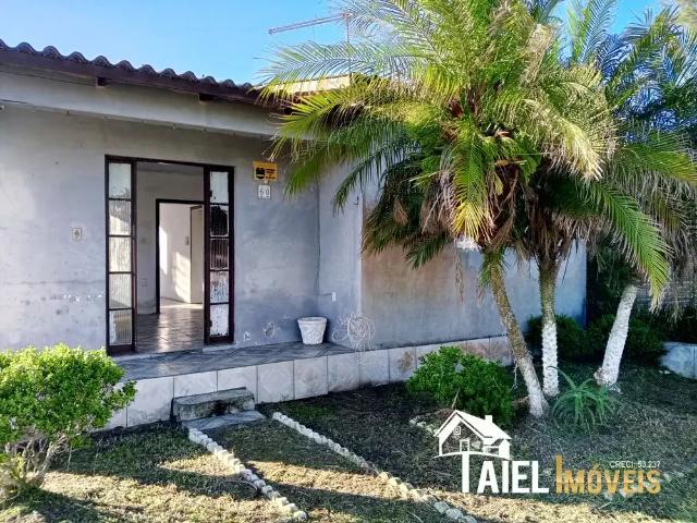 Casa / Sobrado para Venda em Cidreira/RS Ildo Meneghetti 3 Quartos