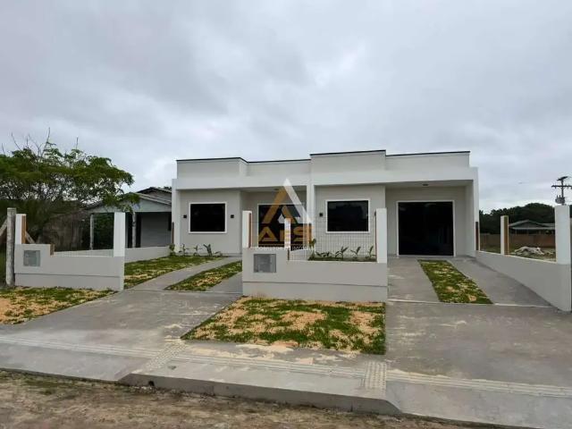 Casa / Sobrado para Venda em Cidreira/RS Parque Dos Pinos 2 Quartos