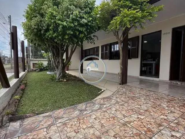 Casa / Sobrado para Venda em Cidreira/RS Praia de Cidreira 4 Quartos