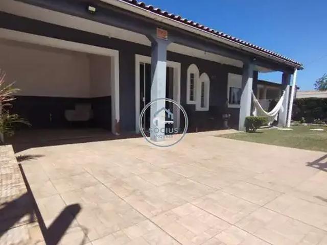 Casa / Sobrado para Venda em Cidreira/RS Praia de Cidreira 4 Quartos