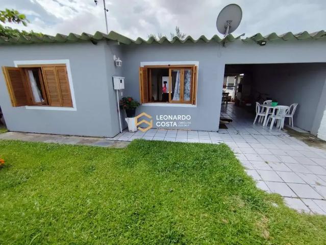 Casa / Sobrado para Venda em Cidreira/RS Salinas 3 Quartos